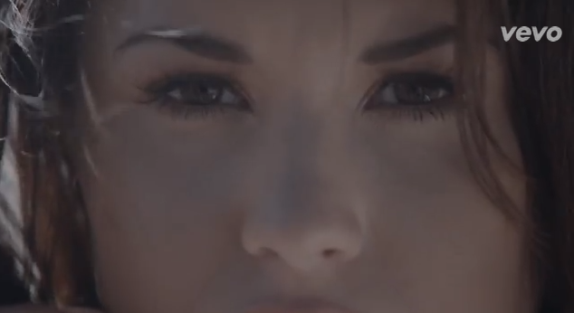 A2 Portfolio By Sian Ryley 2219: Demi Lovato Skyscraper Analysis