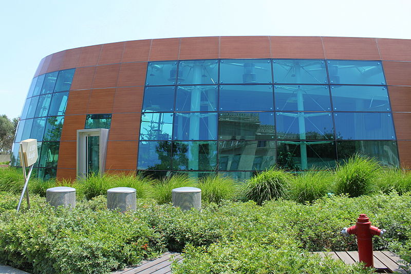 EXPLORE THE WORLD: Beautiful Baku, the Capital of Azerbaijan; Image Gallery