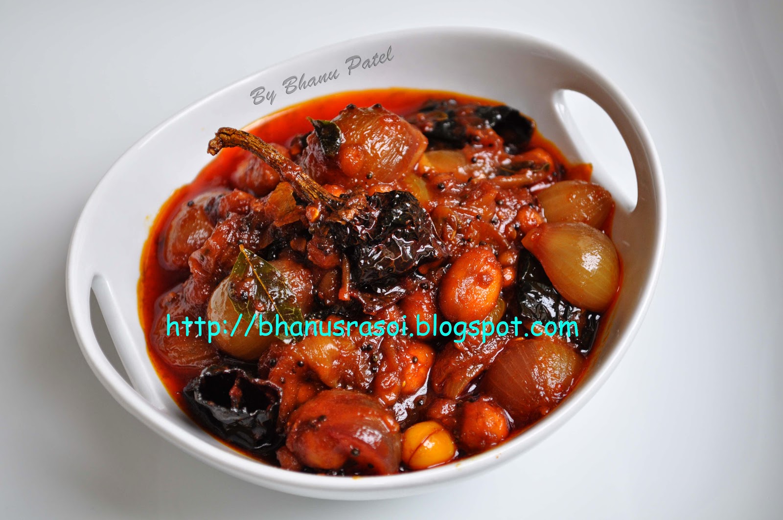 Bhanu's Rasoi-A Little Spice of Heaven: RED PEARL ONION PICKLE