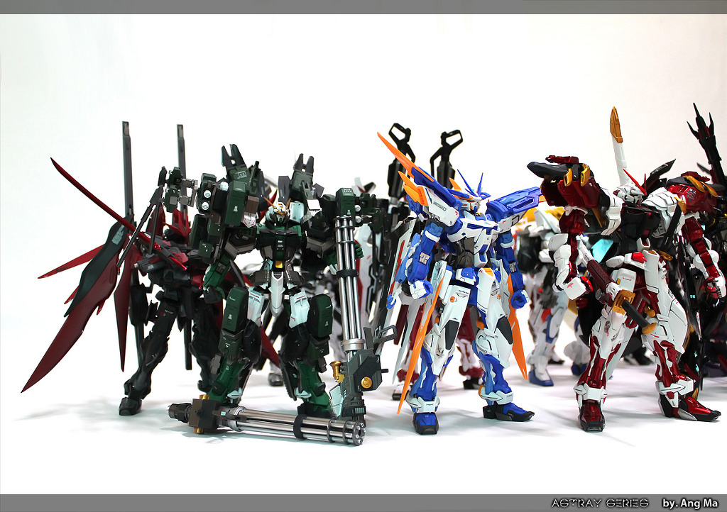 MG 1/100 Gundam Astray Series by Ang Ma Image Gallery