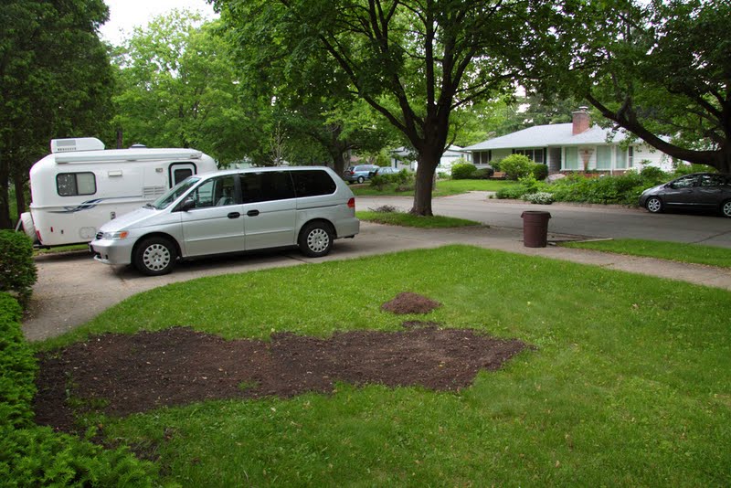 Rain Gardens in Dane County: How to build a large rain garden on your ...