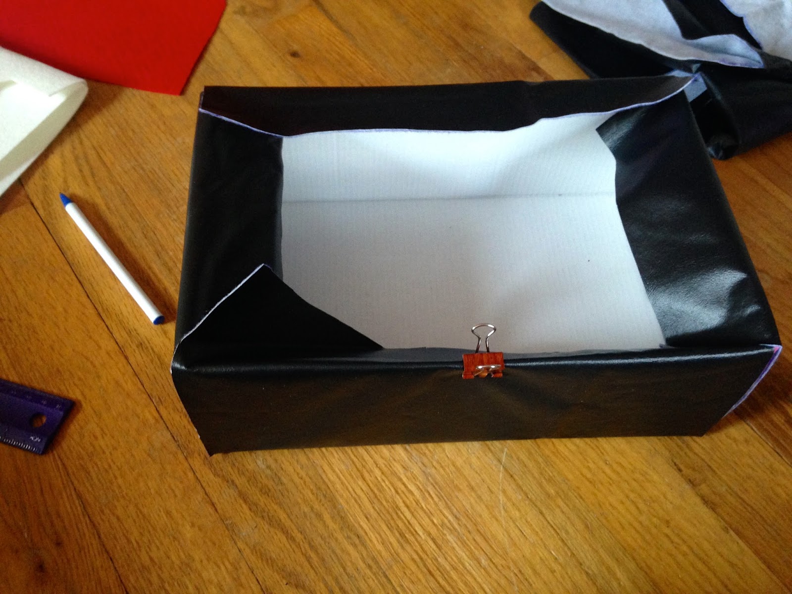 The Small Green Home: DIY Shoebox Book Hospital