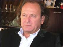 Punishtja e ëndrrave: Risi në artin e aktrimit - LEFTER SIMONI