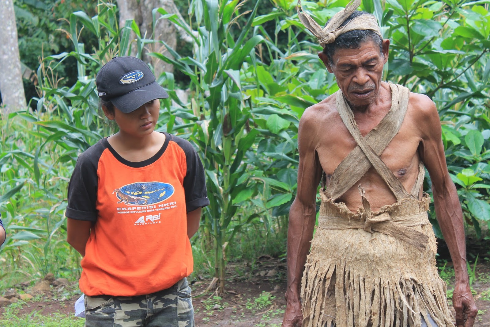 pulau surga timur matahari: Paradise island culture Kabola