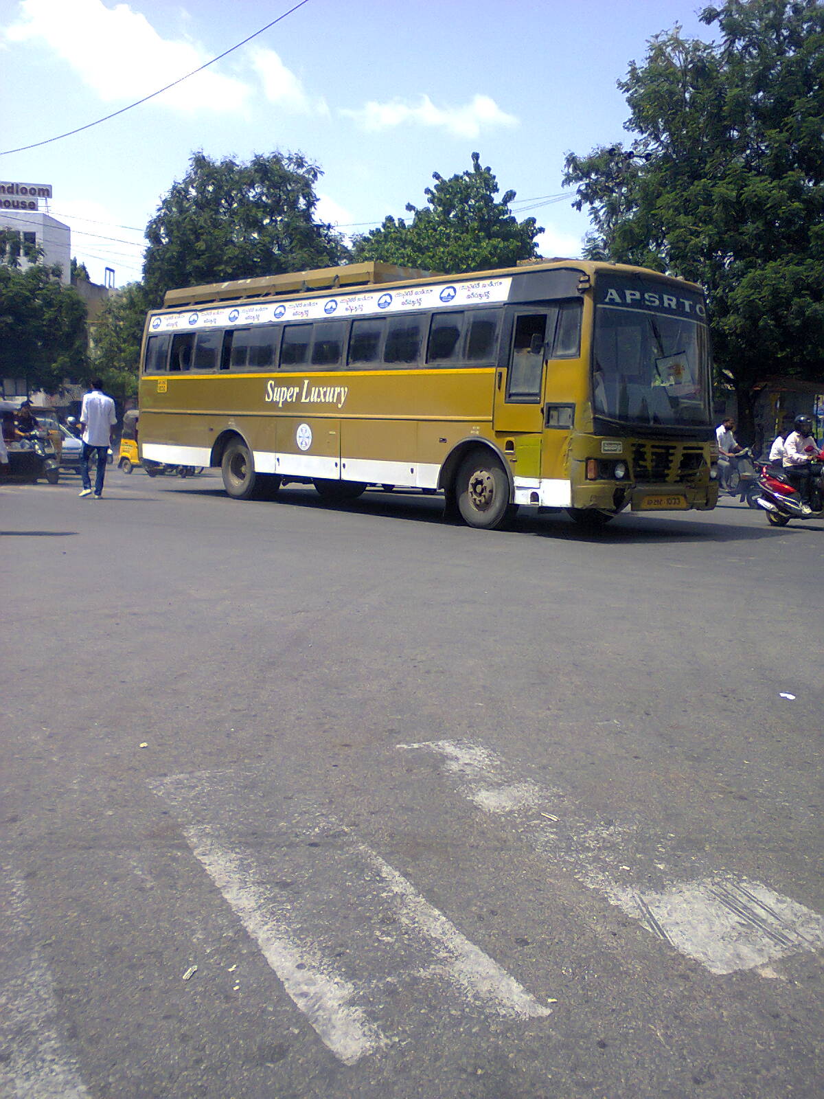 TS AP & SRTC BUS FANS: BUSES SEP...