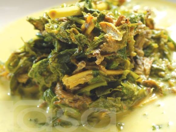 Di celah-celah kehidupan: Gulai Lemak Kulat Sisir