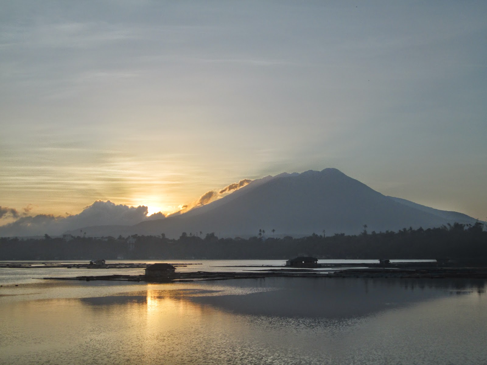 INSPIRING JOURNEY: Sampaloc Lake: The Captivating Beauty of the Largest ...