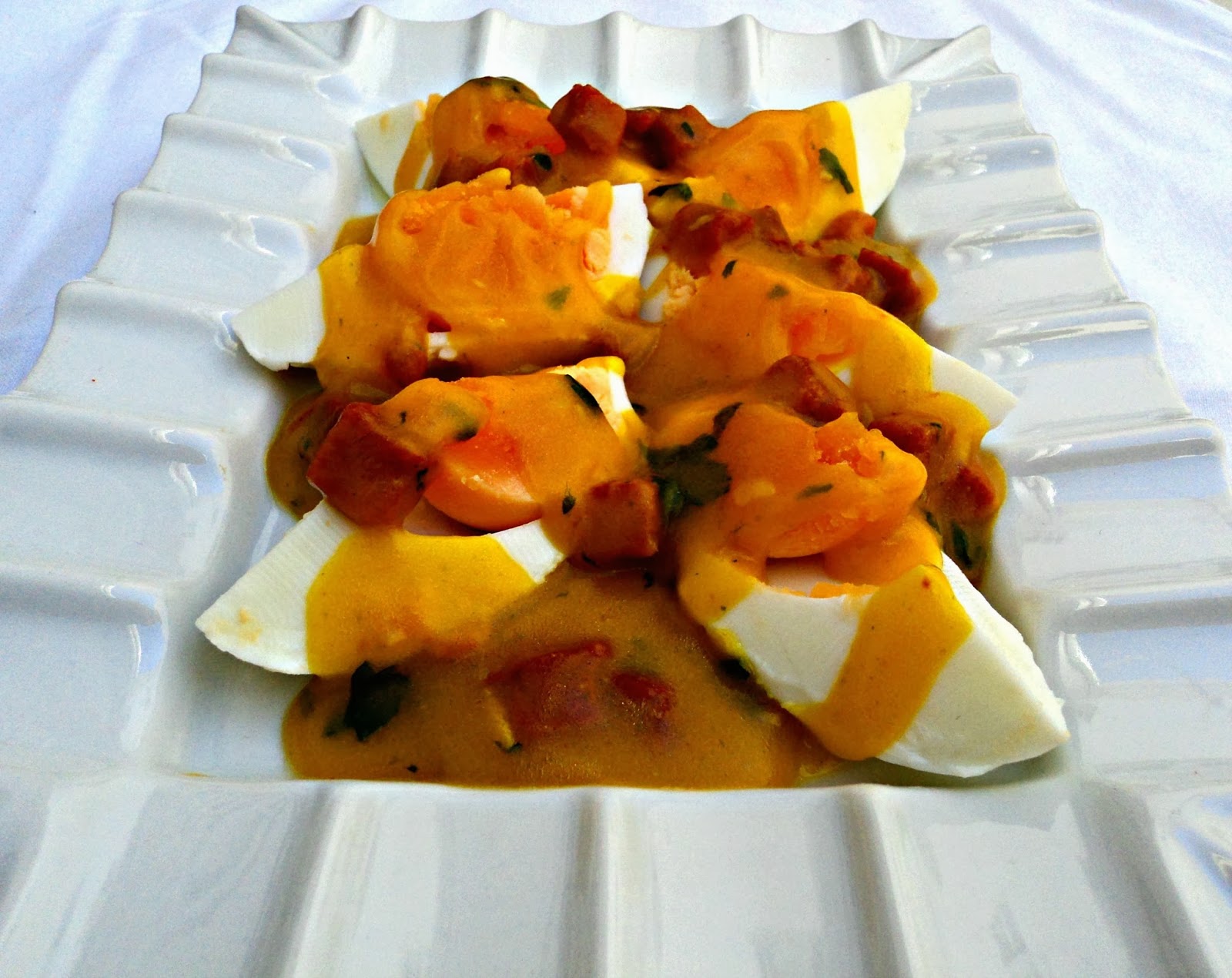 Huevos Duros en Salsa Verde - Olor a hierbabuena