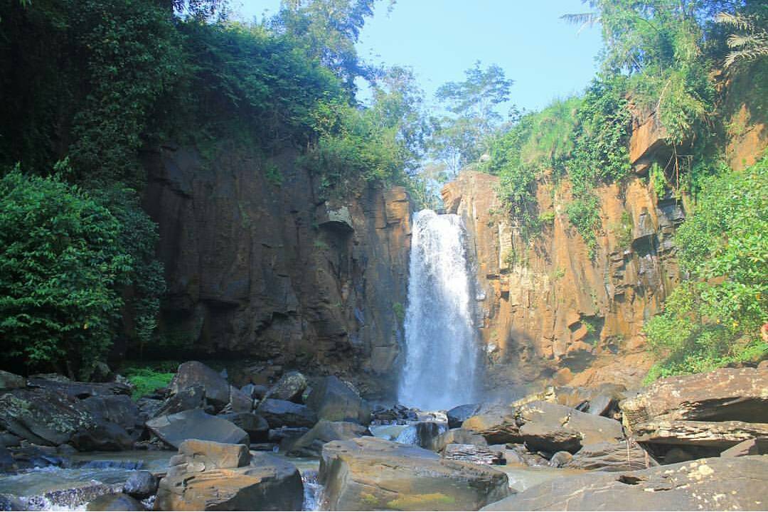 WISATA BATANG CURUG CURUG BATANG - INDONESIA'S Fairy tale