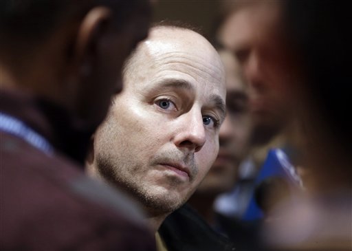 Bleeding Yankee Blue: CASHMAN'S NOT PANICKING, BUT THE FANS ARE