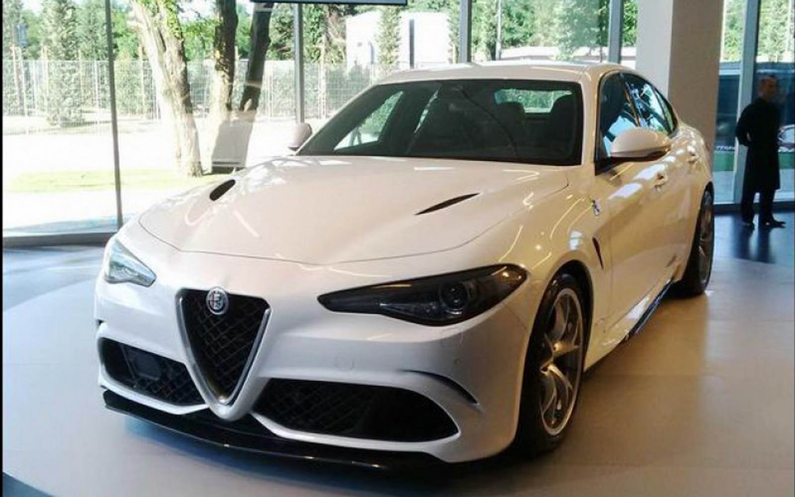 Alfa Romeo Giulia será vendido no Brasil em lojas da Jeep