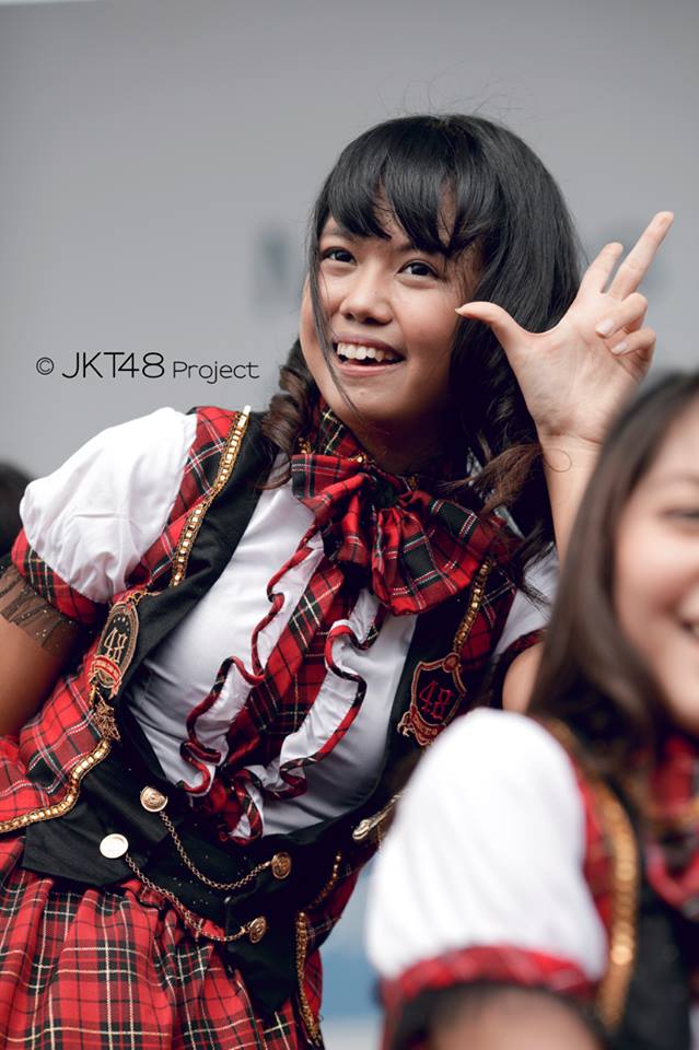 Family JKT48 Tigaraksa: JKT48 Team J - PGN Anniversary, Monas (19-05-2013)