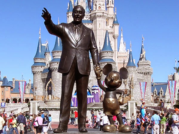 Prazer Encantada: 15 anos : Festa X Disney