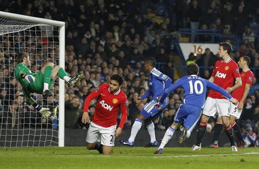 Goal of the day: Juan Mata (Chelsea) vs Man United | inside World Soccer