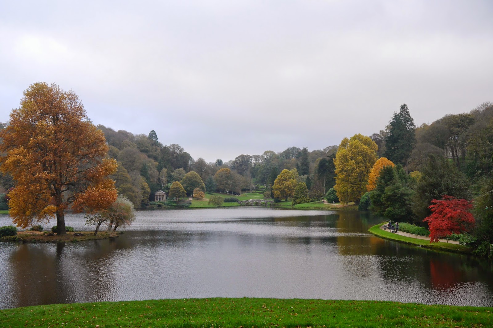 Walking in the country: The Stour Valley Path: A review