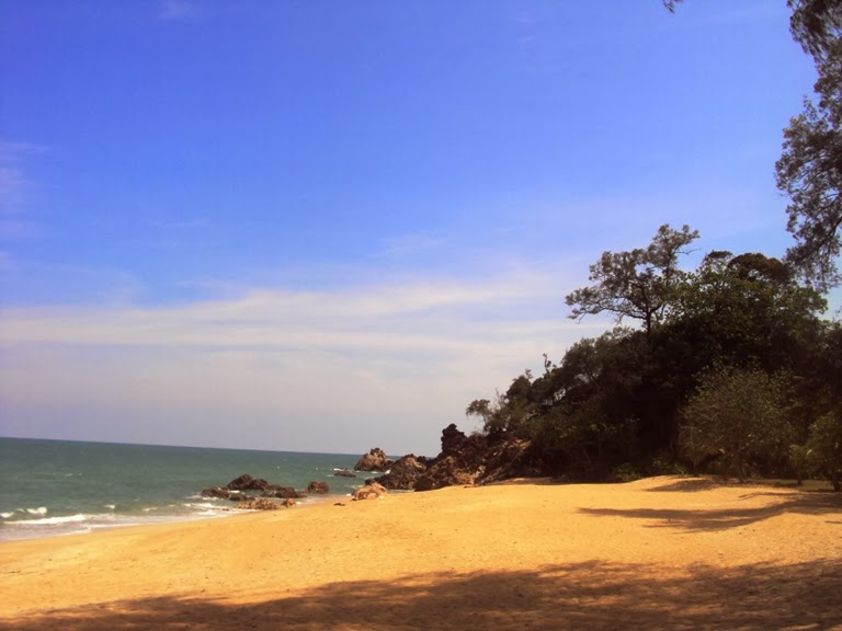 Travelagys: Cherating Beach, Malaysia