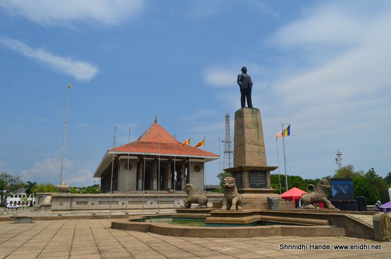 Independence Memorial Hall, Colombo, Srilanka - eNidhi India Travel Blog