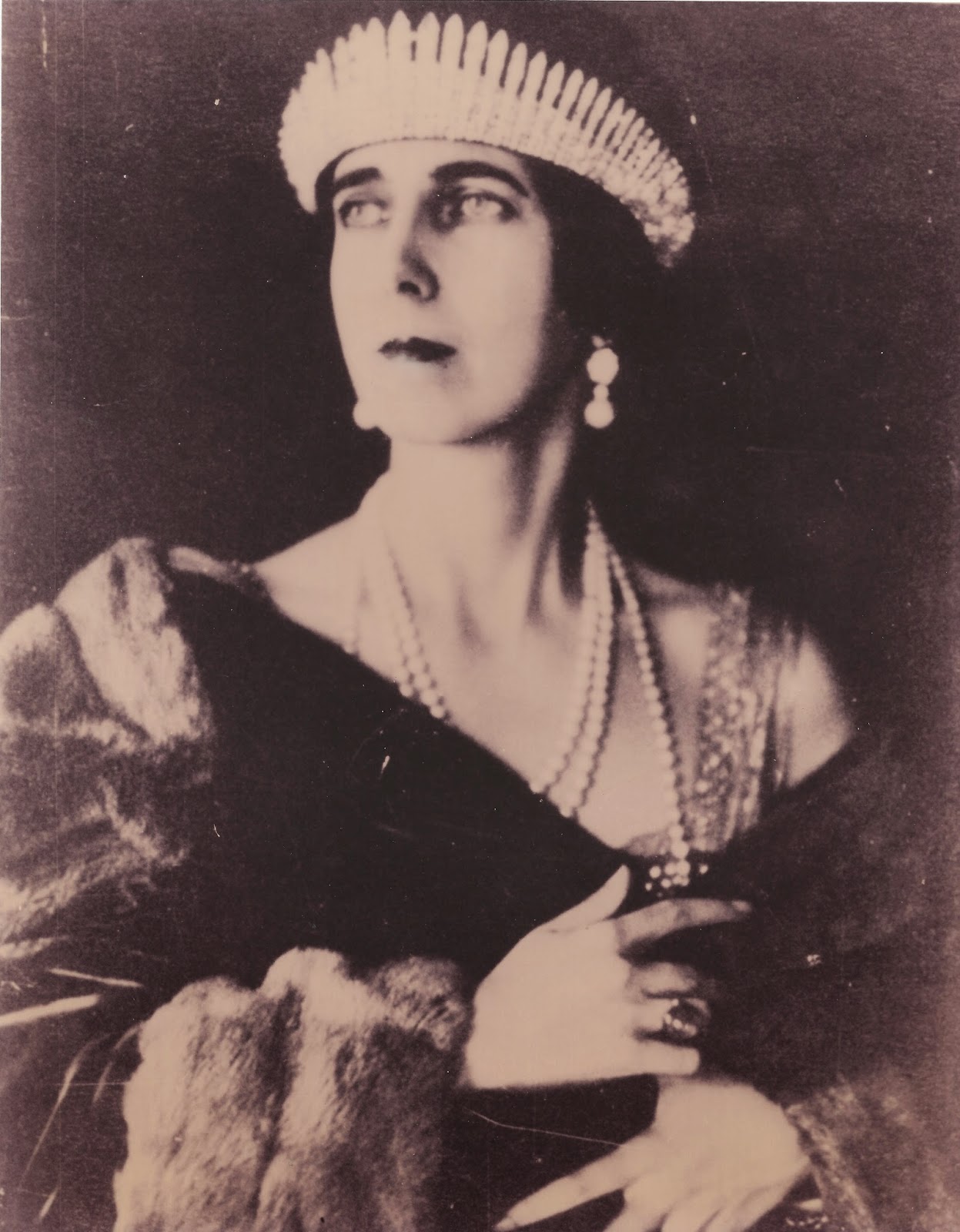 Royal Musings: Infanta Beatriz (Duchess of Galliera) wearing a tiara