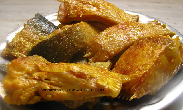 COOK-A-DOODLE-DO: Chitol Maachher Peti'r Jhol