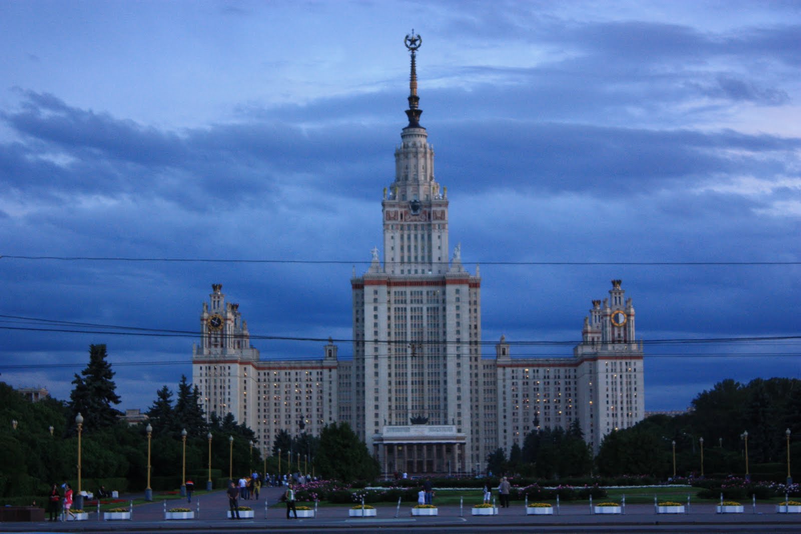 TripGalicia: El Palacio de Los Sóviets