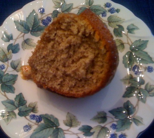 Sweet Tea and Cornbread: Applesauce Cake with Buttermilk Glaze!