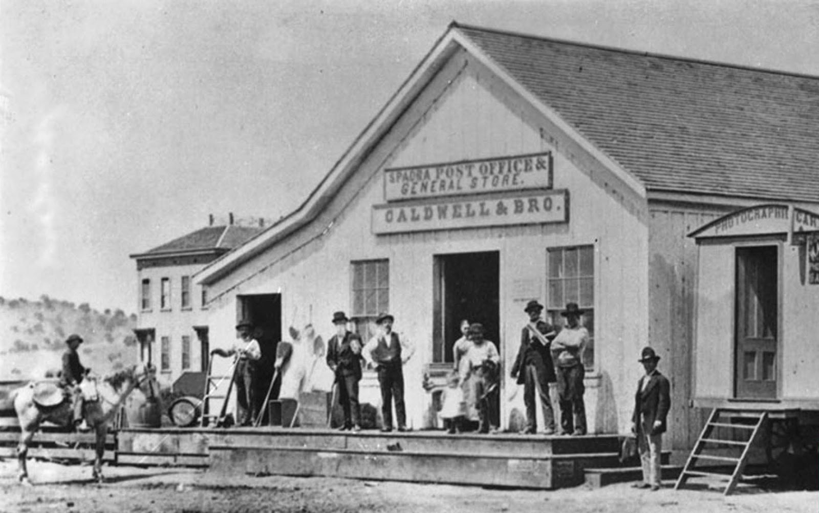 Images of Pomona: The Settlers of Spadra by Anne E. Collier