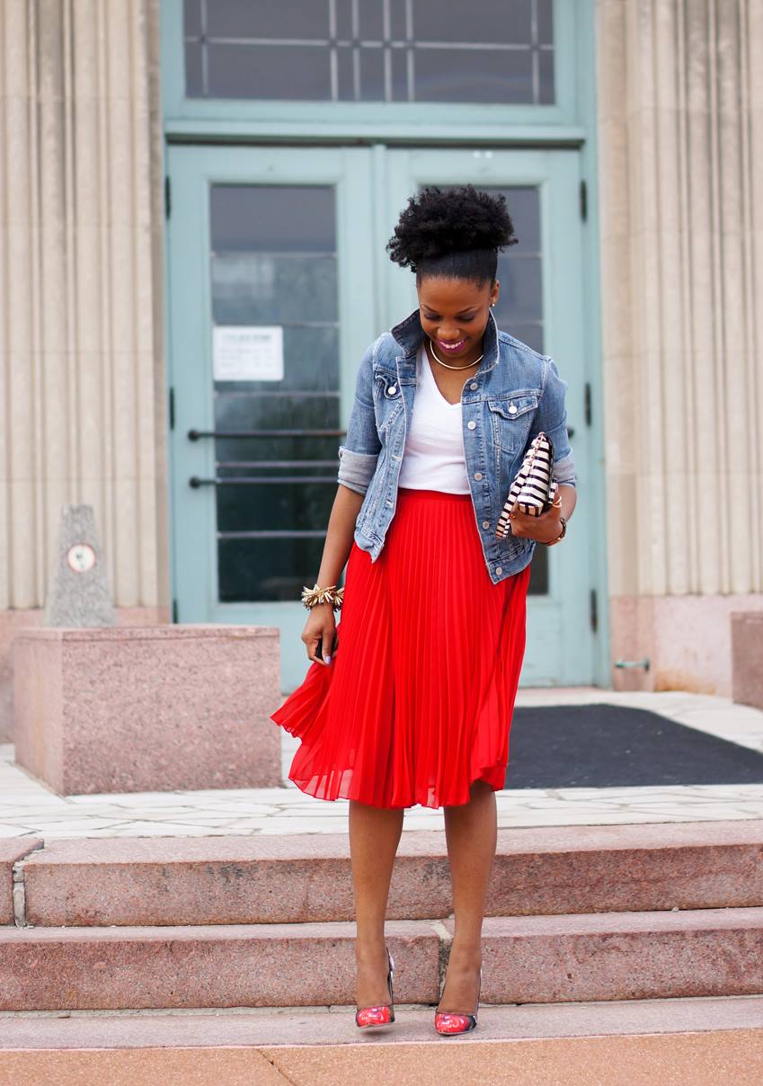15 Blogger Outfits That Slay the Color Red | FabEllis