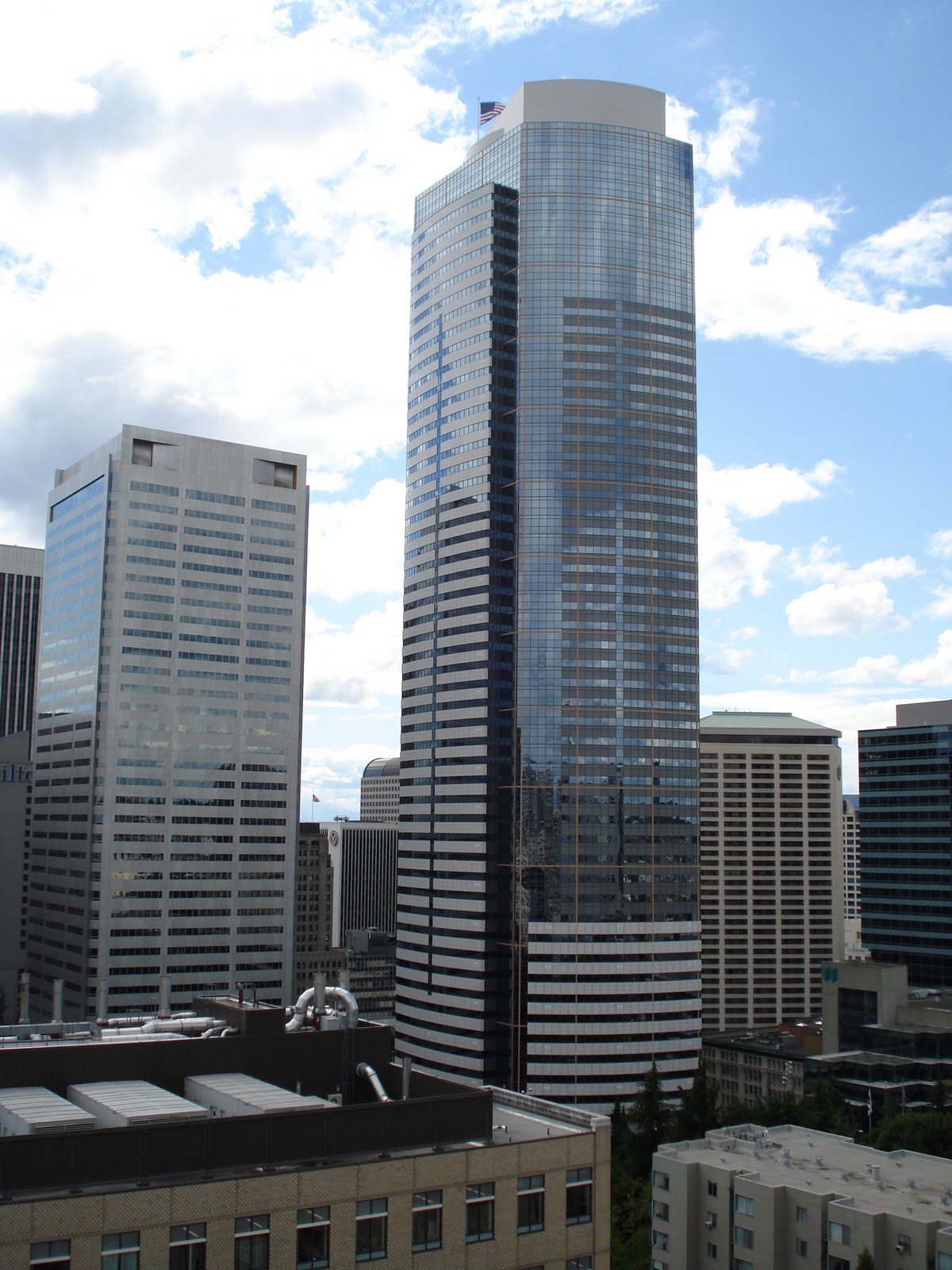 run fast, climb high: two union square - seattle