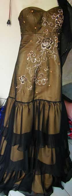 (Gaun) Model baju pesta kain sifon modern