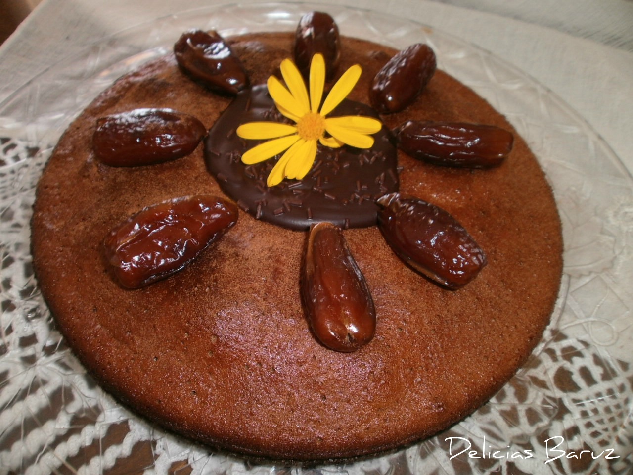 Delicias baruz: TARTA DE DÁTILES CON NATILLA LIGERA