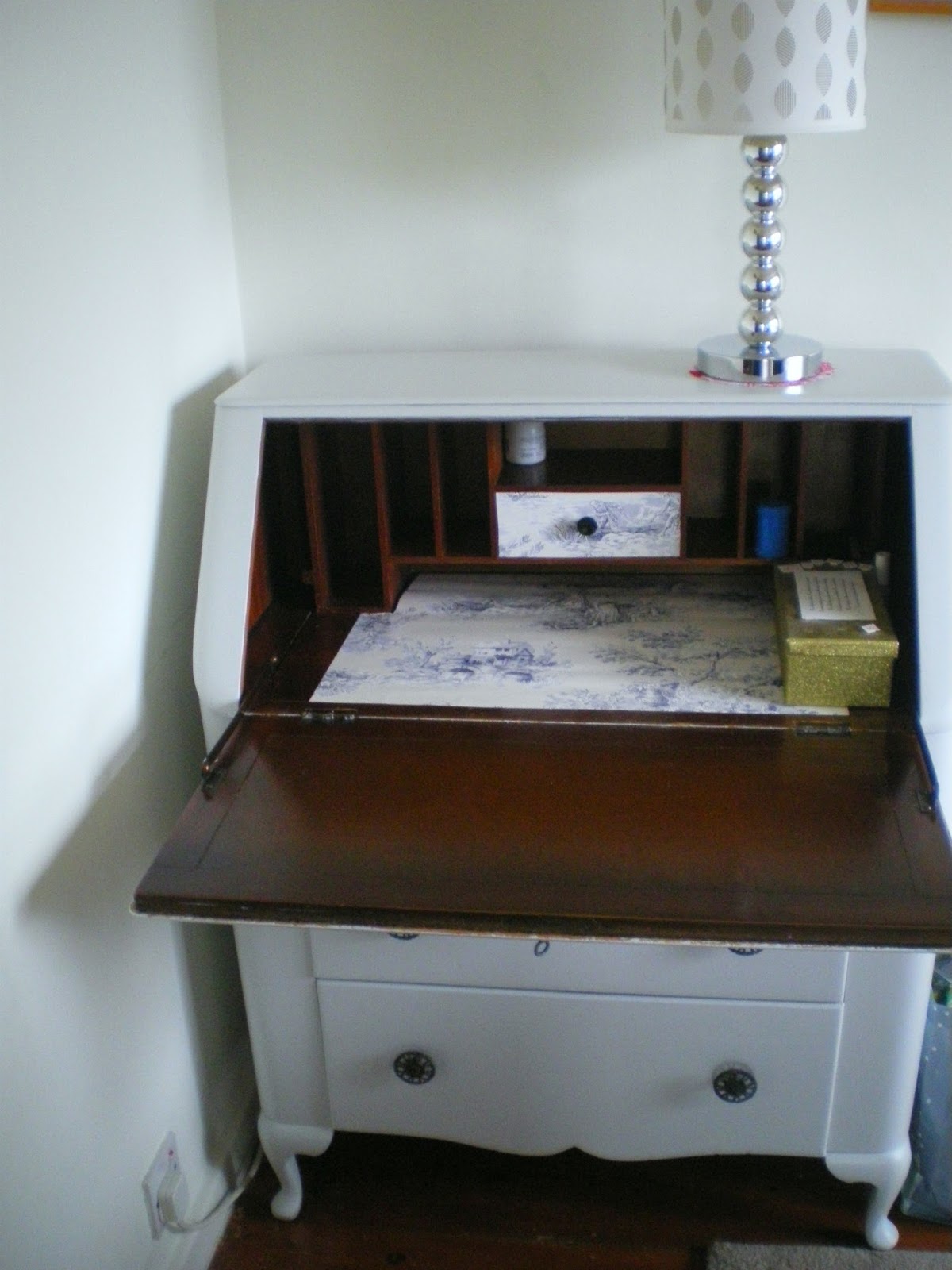 Sew, Create and Recycle: Writing Bureau Makeover
