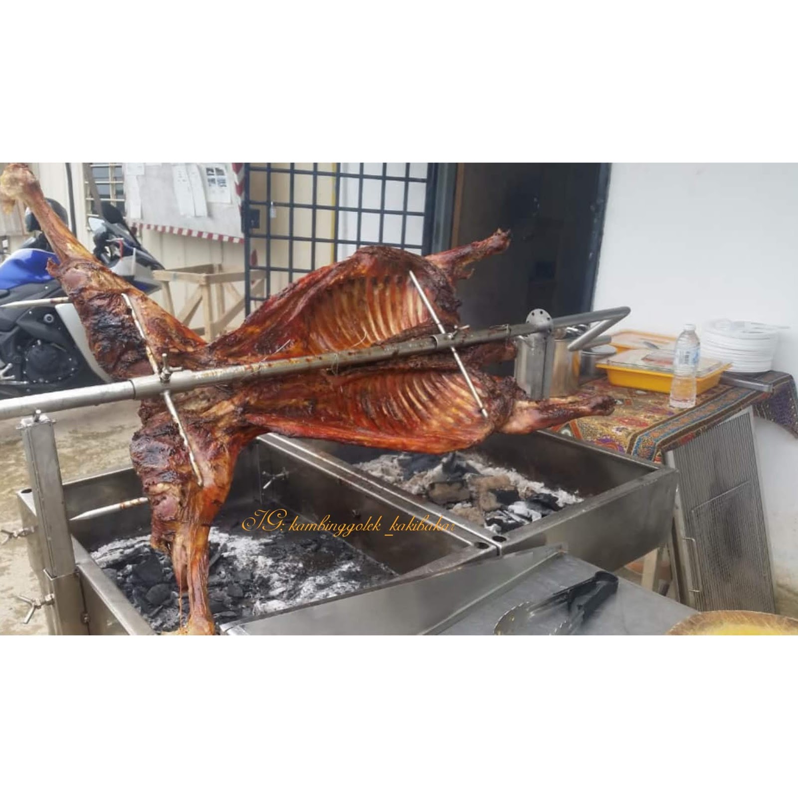 Kambing Golek Panggang Bakar..