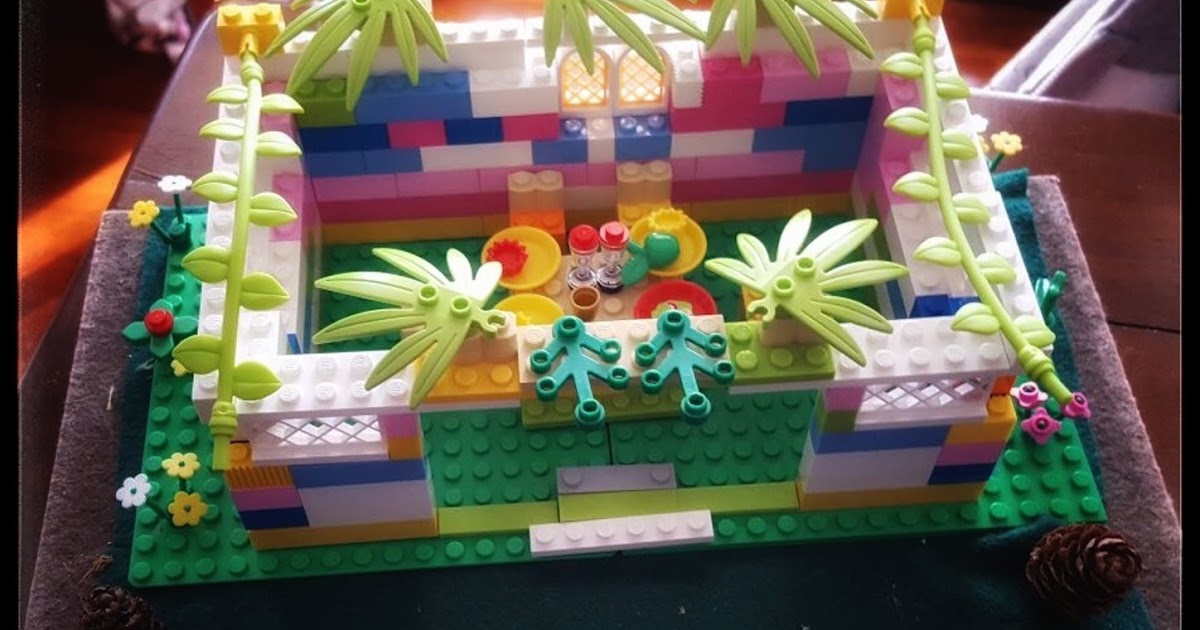 our Jewish little place: Our Lego Sukkah