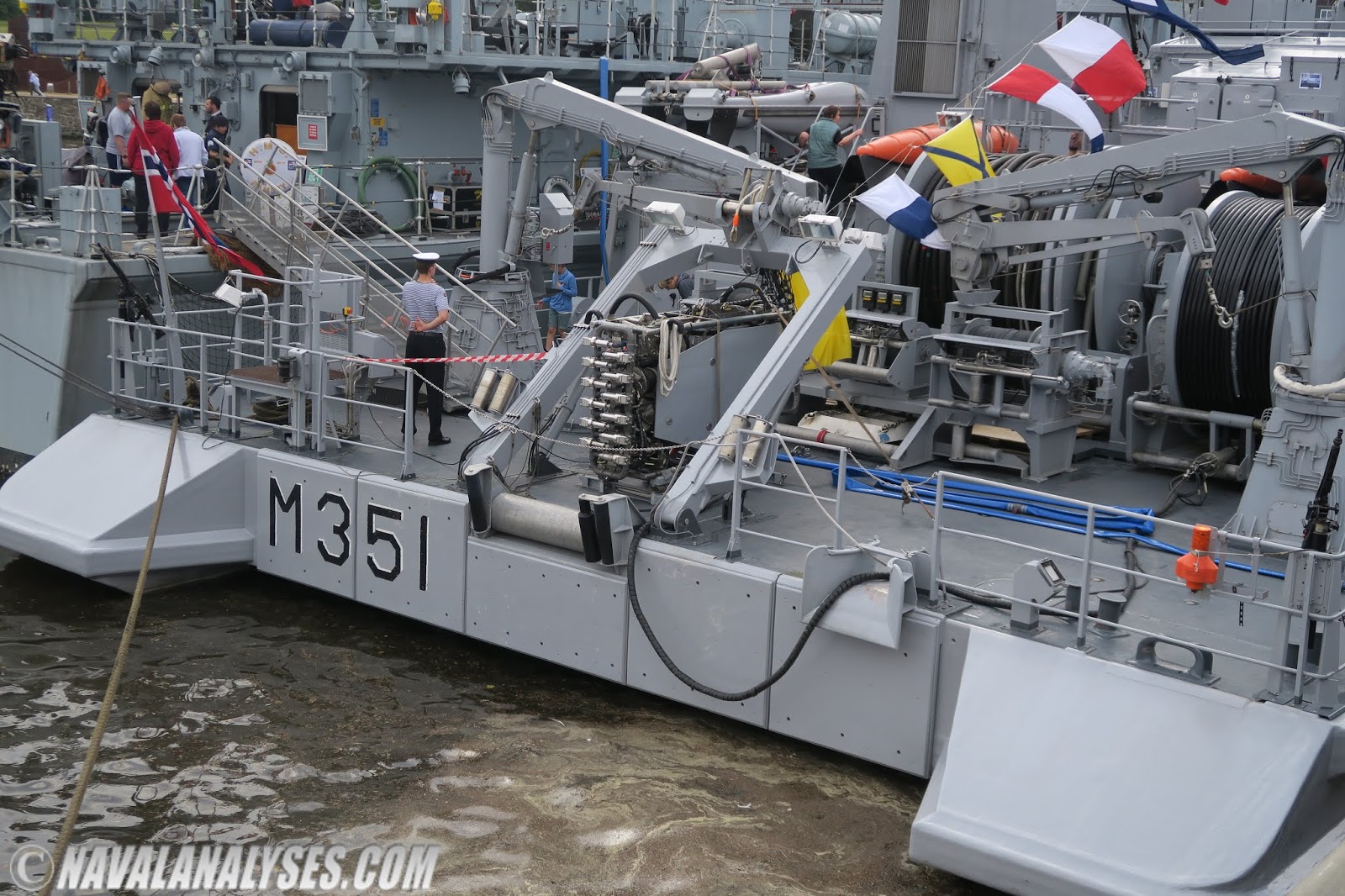 Naval Analyses: PHOTO GALLERY #21: Otra, minesweeper of the Royal ...
