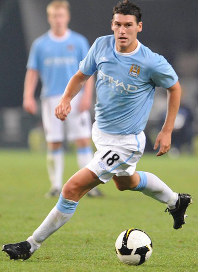 BBC Football: Manchester City >> Gareth Barry Profile