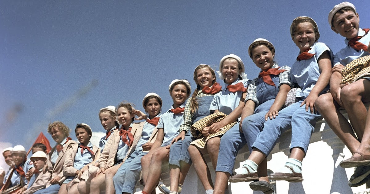 Artek Summer Camp in the 1980s – Wonderful Pictures of the Place Where ...