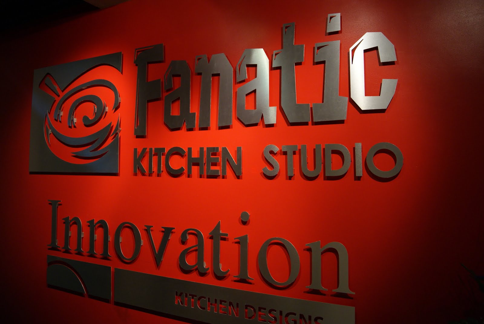 bring it to the table: fanatics come out to take a wine