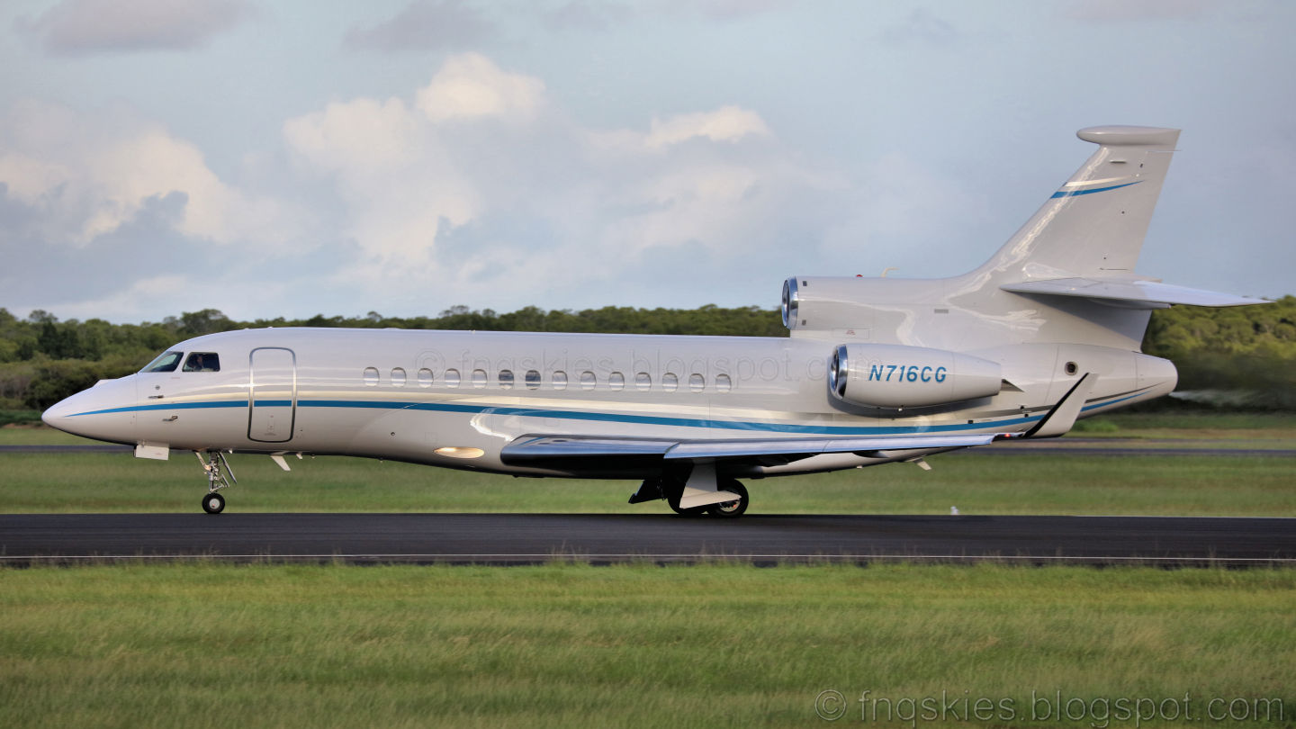Far North Queensland Skies: Falcon 7X N716CG passes through