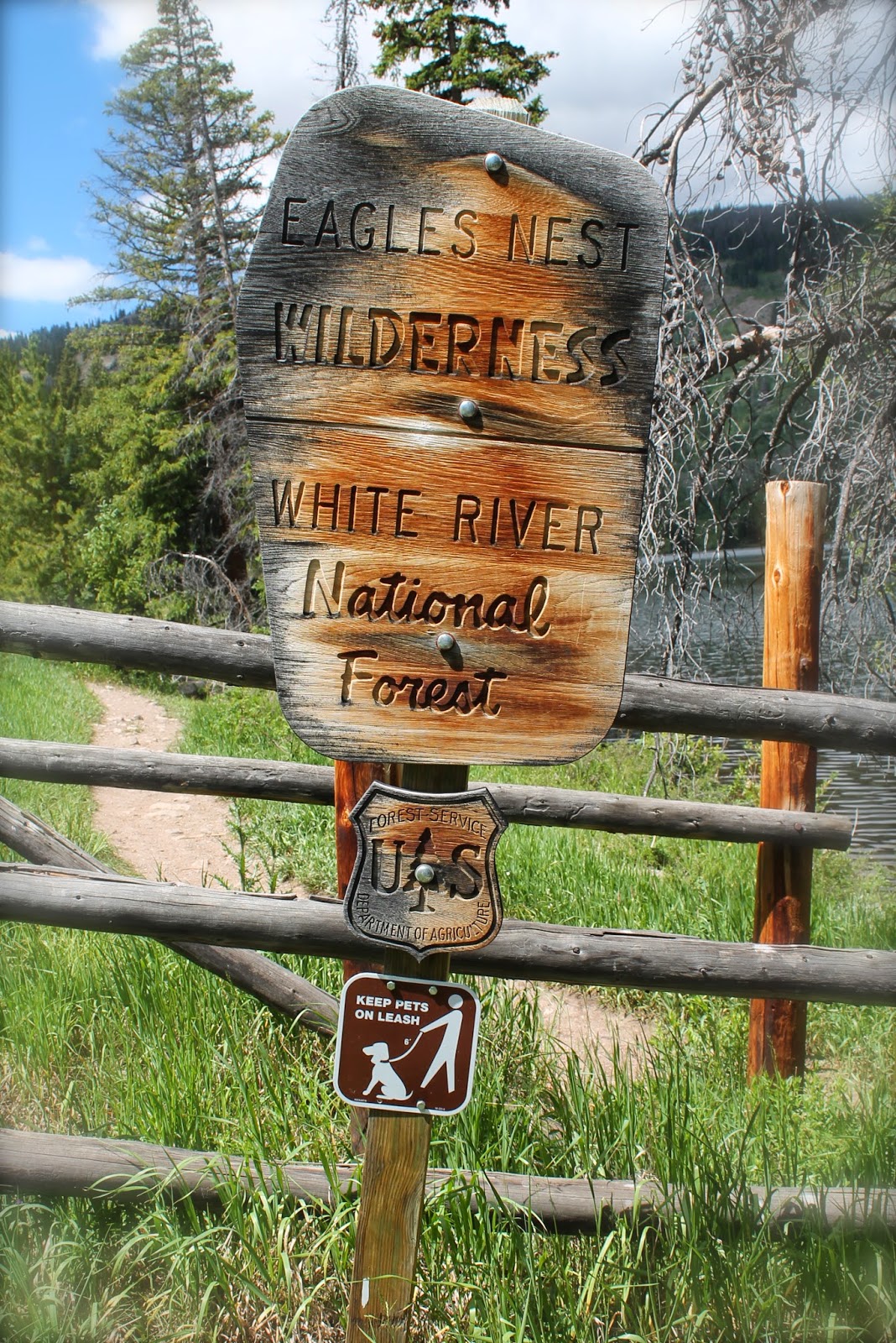 what's up at the white house: lower cataract lake loop - part one