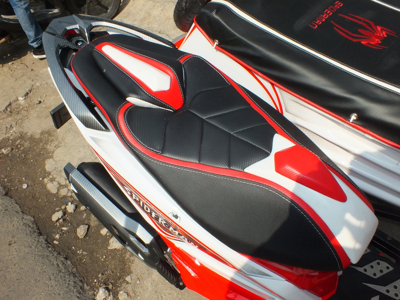 Modifikasi JOK MOTOR: JOK VARIO 150 MODEL SPYDER