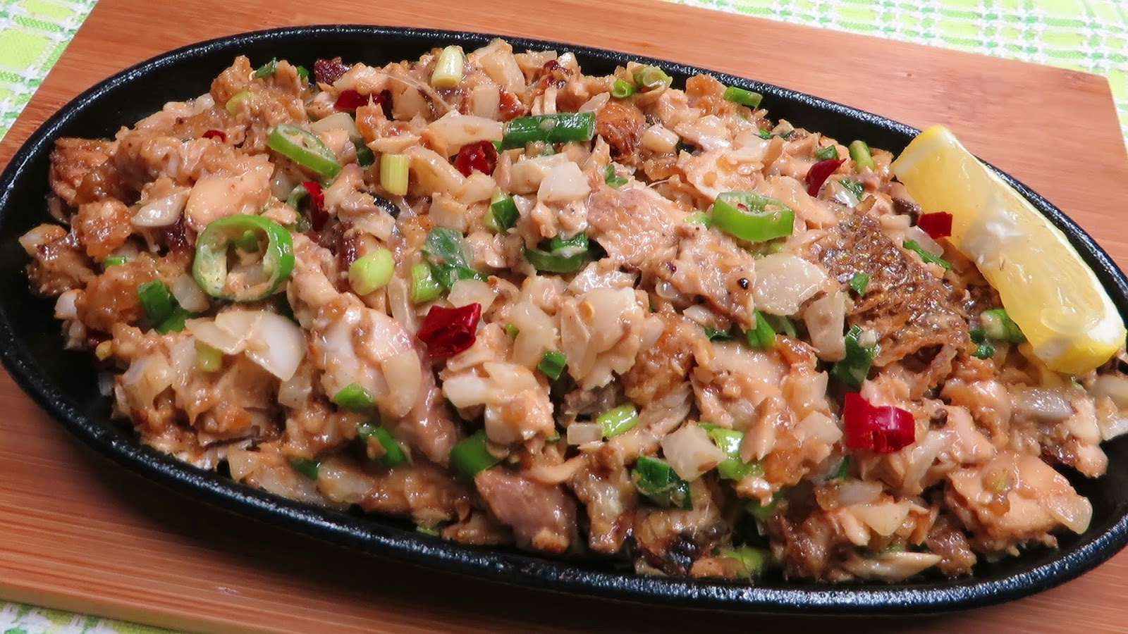 "Nette Cooking": "Bangus Sisig"