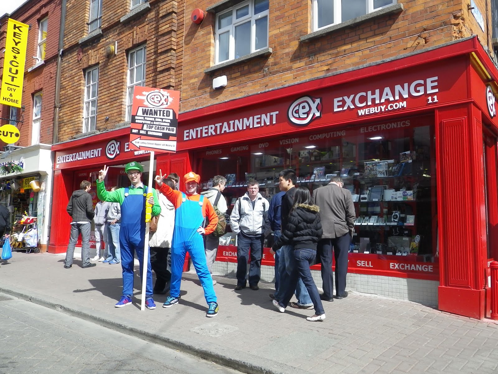 Over 30 CeX Stores In The UK Are Now Trading In Bitcoin, 54% OFF
