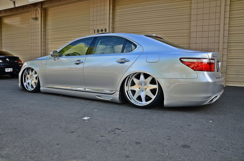 Motor Roar: Hottest Lexus Collection - VIP Modular Wheels