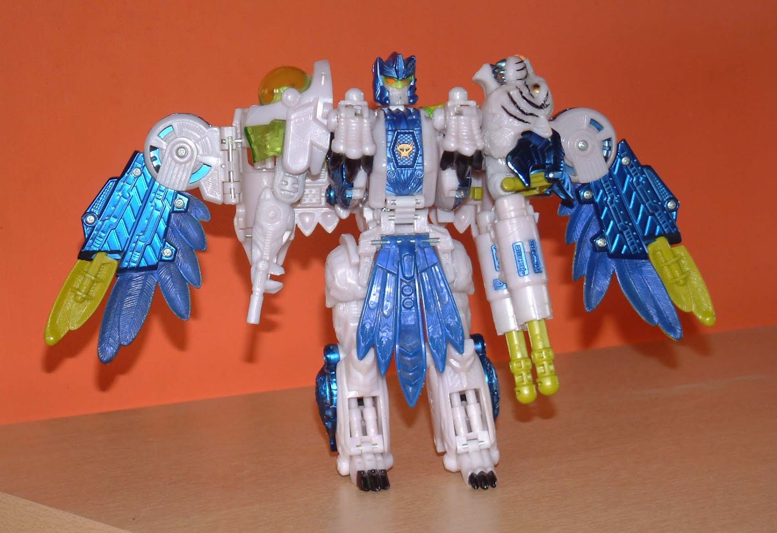 THE TRANSFORMERS: BEAST WARS TIGERHAWK
