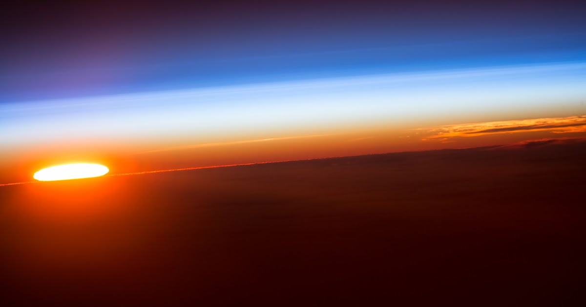 Sunset seen from the International Space Station | Earth Blog