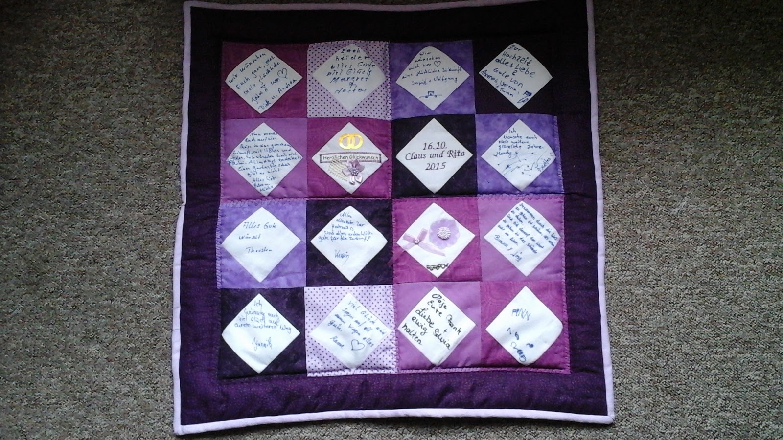 .Kreuzchen über Kreuzchen: Quillt zur Hochzeit