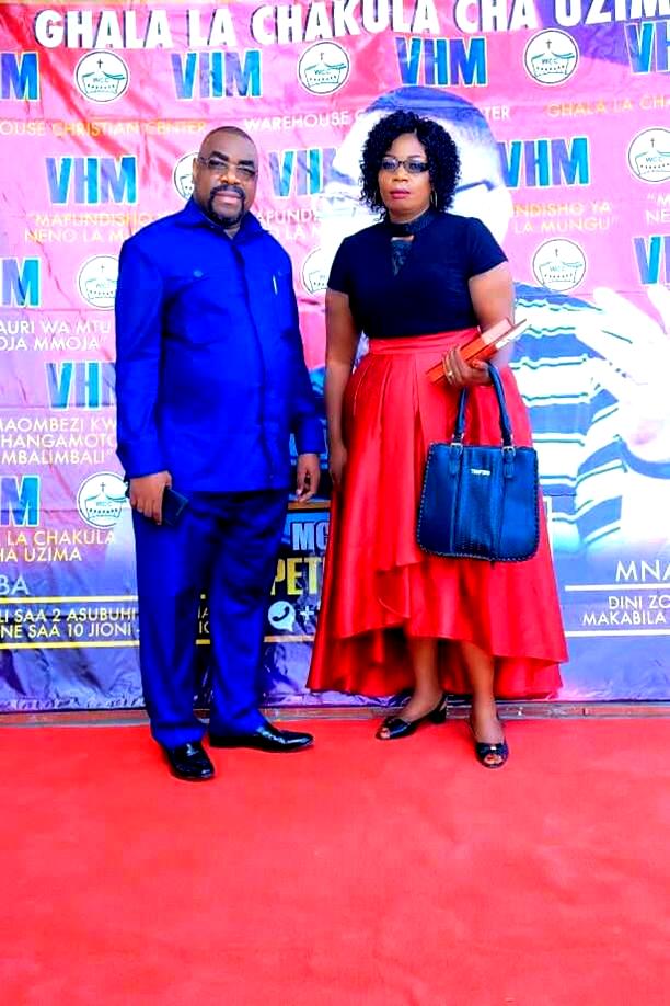 MWALIMU NA MCHUNGAJI DKT. PETER MITIMNGI AANZISHA HUDUMA IJULIKANYO KWA ...