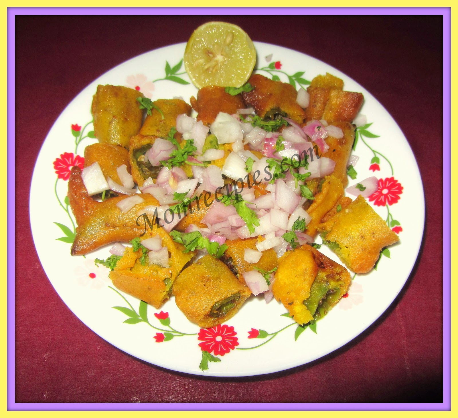 Mom's Recipies: Cut Mirchi Bajji / Masala Cut Mirchi ~ Street Food