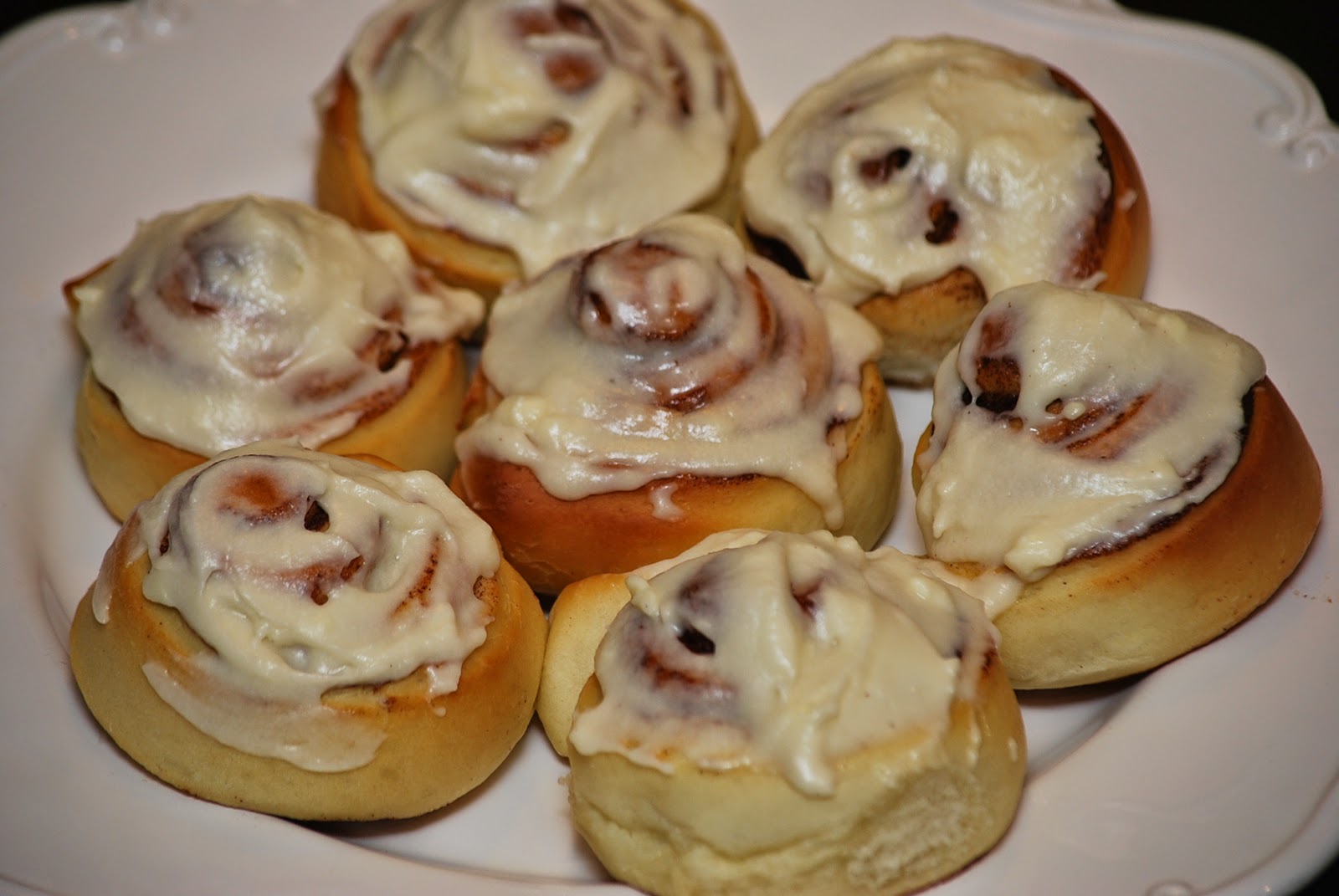 My story in recipes: Lunch Lady Cafeteria Cinnamon Rolls