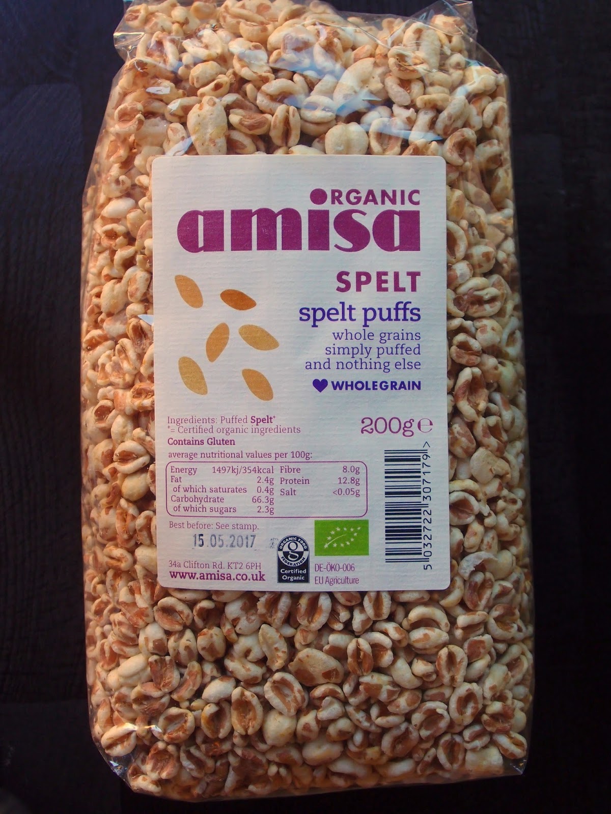 The VegHog: Spelt puff chocolates - Spelttisuklaat